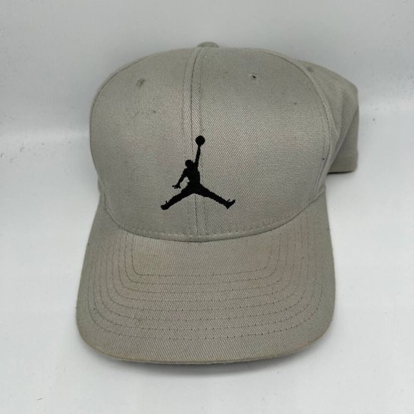 Jordan | Accessories | Air Jordan Gray Black Lxl Jumpman Hat Stretch ...